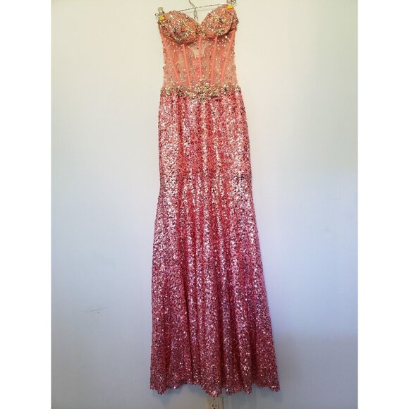 Kiss Kiss Formal | Dresses | Kiss Kiss Formal Womens 4 Prom Dress ...